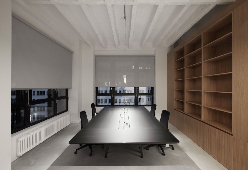 Premium Made to Measure Roller Blind Manufacturer